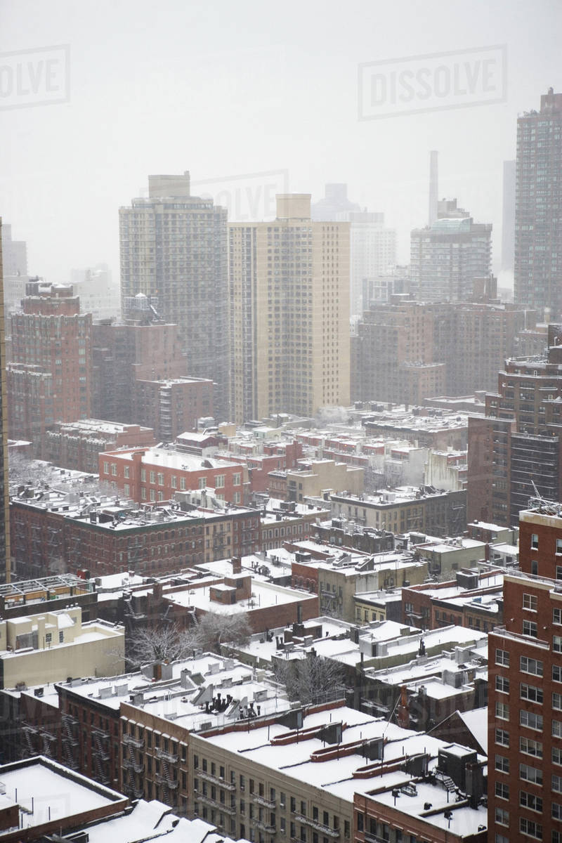 Cityscape in winter - Stock Photo - Dissolve
