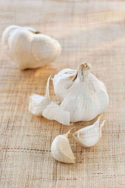 Garlic on fabric - Stock Photo - Dissolve