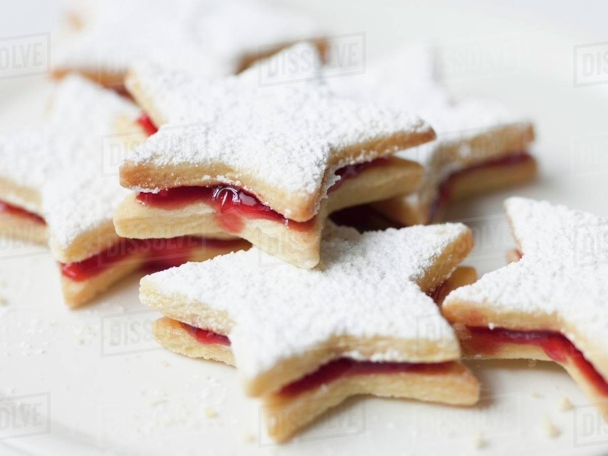 Jam-filled star biscuits - Royalty-free Stock Photo | Dissolve