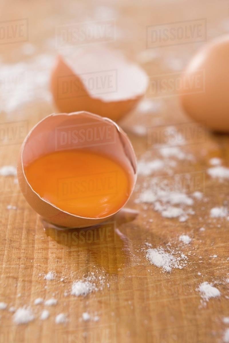 A Cracked Egg - Royalty-free Stock Photo | Dissolve