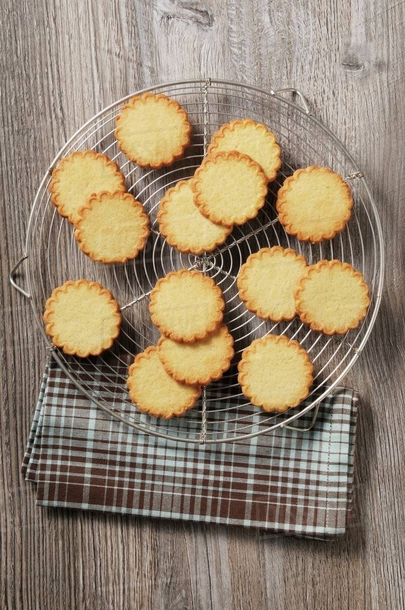 Round butter biscuits - Royalty-free Stock Photo | Dissolve