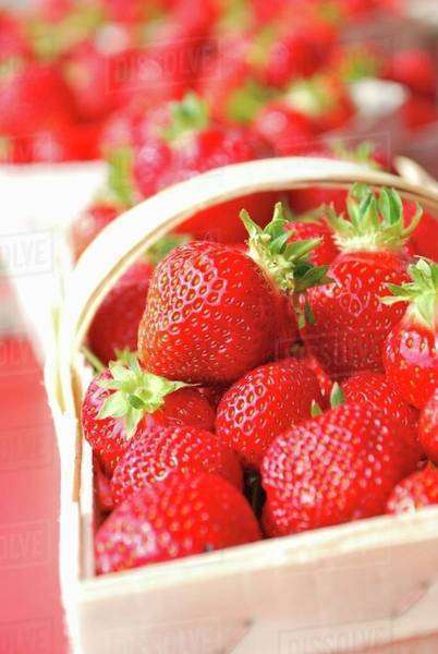 Pint of Strawberries - Royalty-free Stock Photo | Dissolve