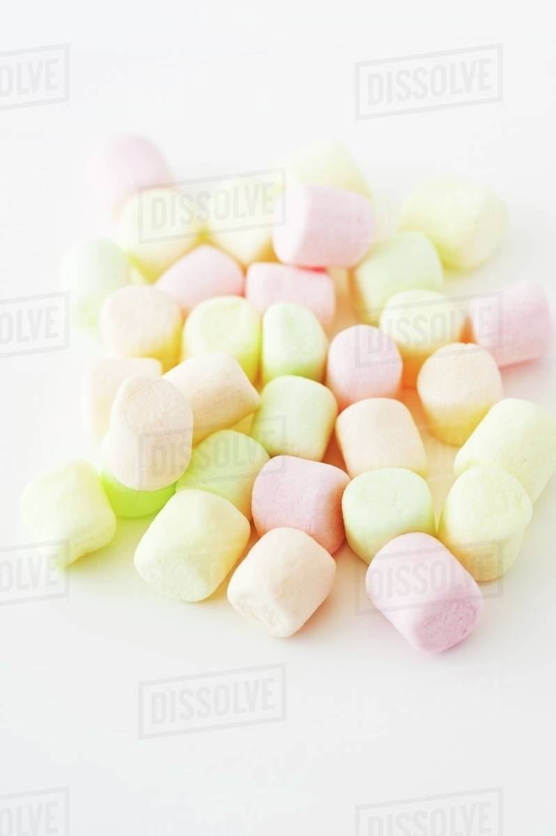 Pastel-coloured marshmallows - Royalty-free Stock Photo | Dissolve