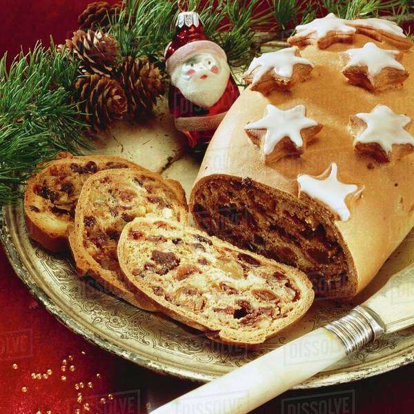 Styrian Kletzenbrot (fruit bread), partly sliced - Royalty-free Stock ...