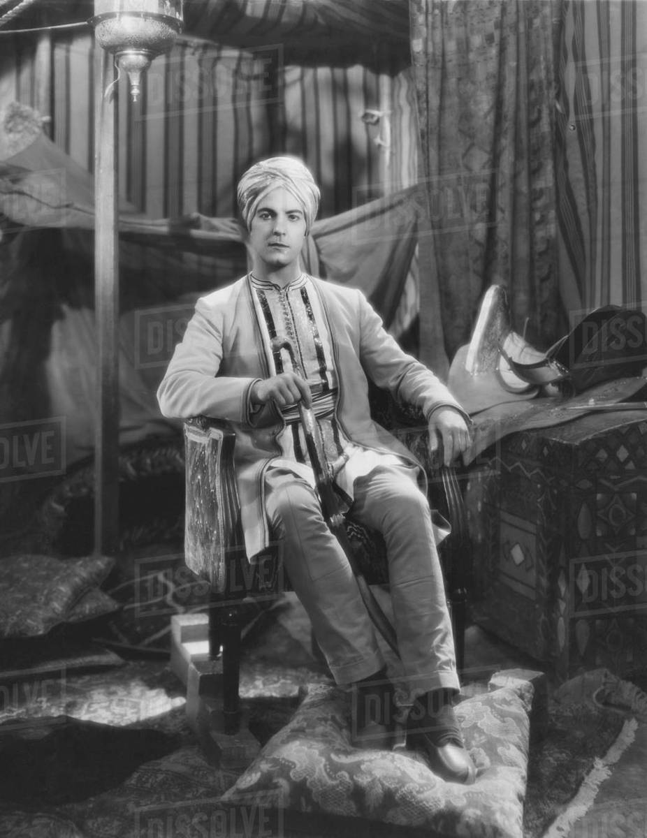 Very sheik - Royalty-free Stock Photo | Dissolve