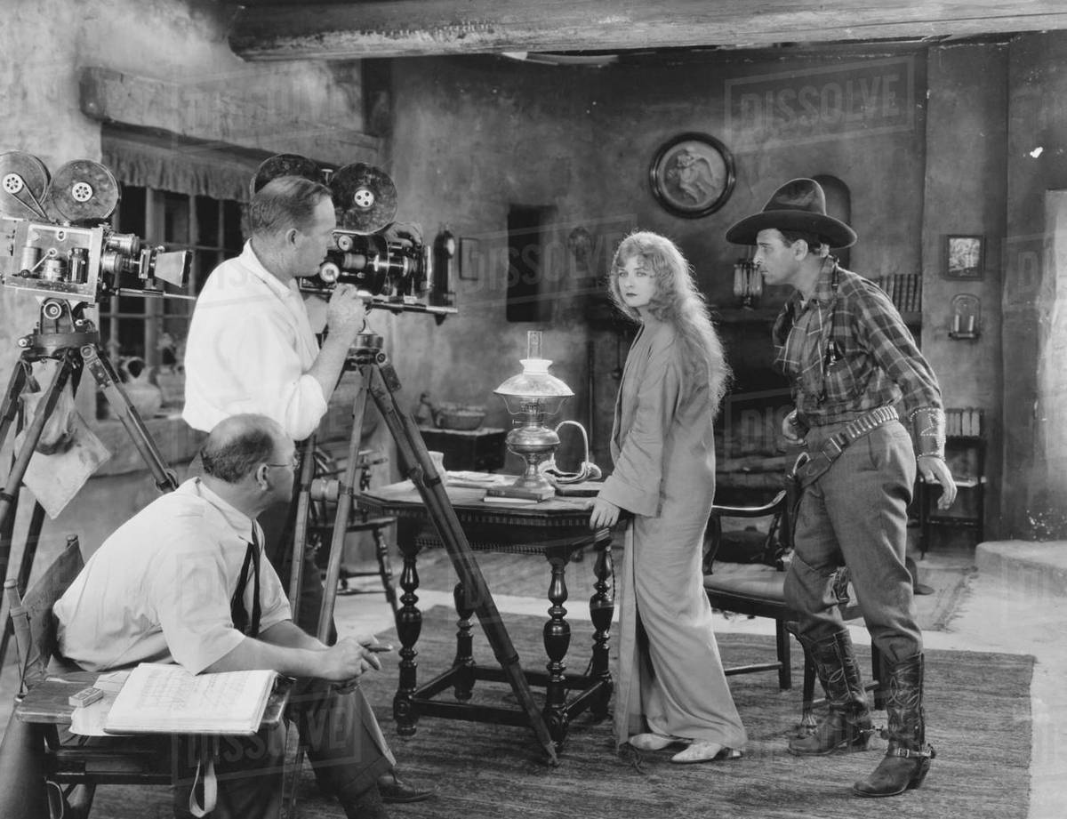 Run through - Royalty-free Stock Photo | Dissolve