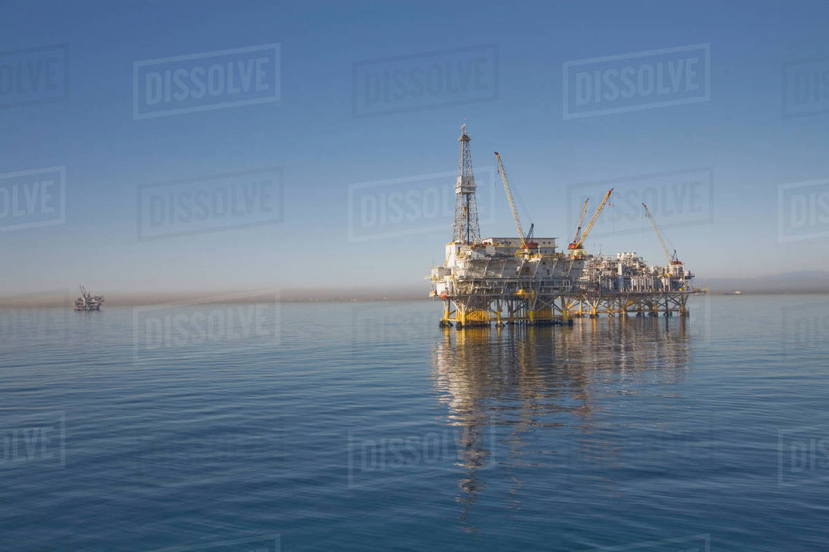 Oil rig on the ocean - Royalty-free Stock Photo | Dissolve