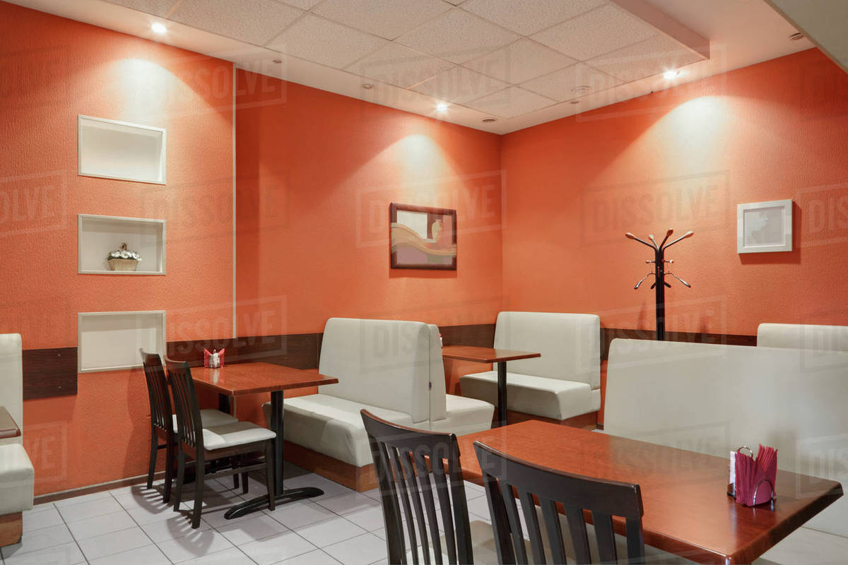 Empty restaurant - Stock Photo - Dissolve