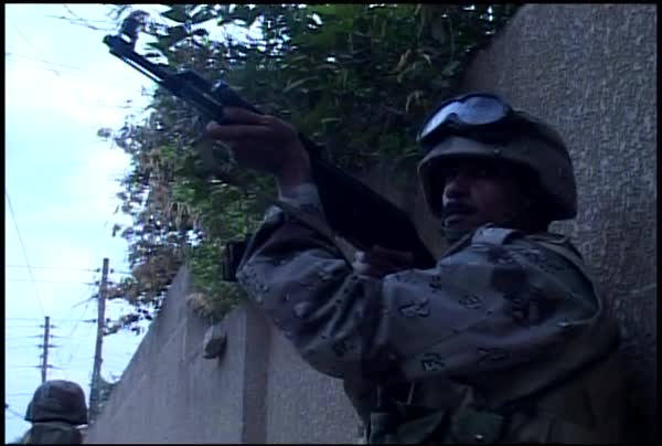 War in Iraq - Operation Phantom Fury Fallujah Iraq 2004 - Iraqi Solder ...