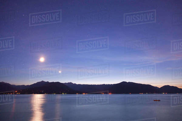 USA, Washington, Seabeck, Hood Canal, Olympic Mountains, Mount Jupiter ...