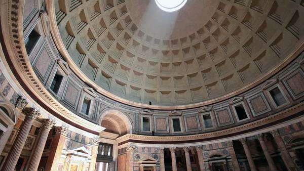 Pantheon Rome interior of famous and beautiful building with sun ray ...