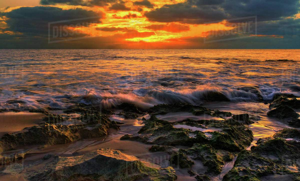 Burns Beach at sunset, Perth, Western Australia, Australia - Stock ...