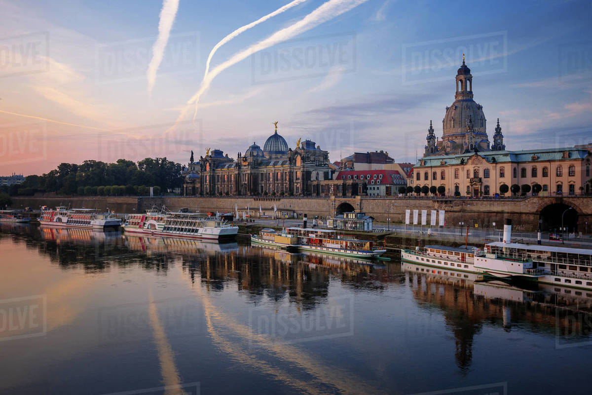 Bruhl's Terrace and River Elbe at sunrise, Dresden, Germany - Royalty ...