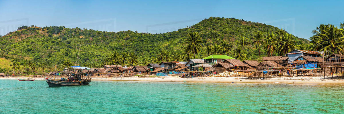 Beach on the Dawei Peninsula, Tanintharyi Region, Myanmar (Burma), Asia ...