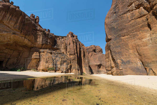 Guelta d'Archei waterhole, Ennedi Plateau, UNESCO World Heritage Site ...