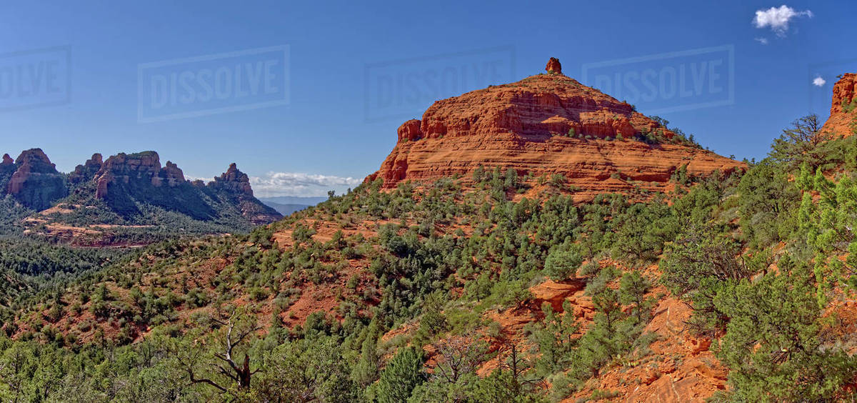 Western Mitten Ridge viewed from the Hangover Trail, Sedona, Arizona ...