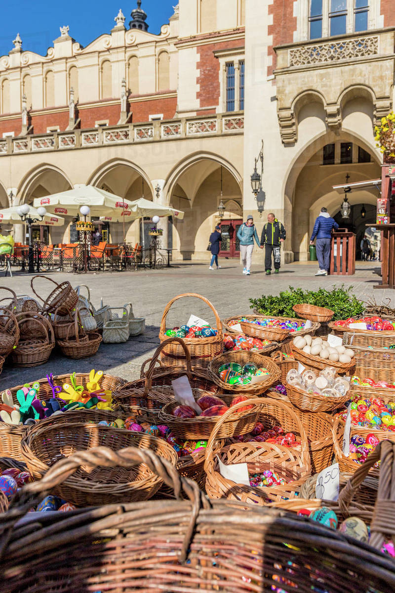 A market scene in the main square, Rynek Glowny, in the medieval old ...