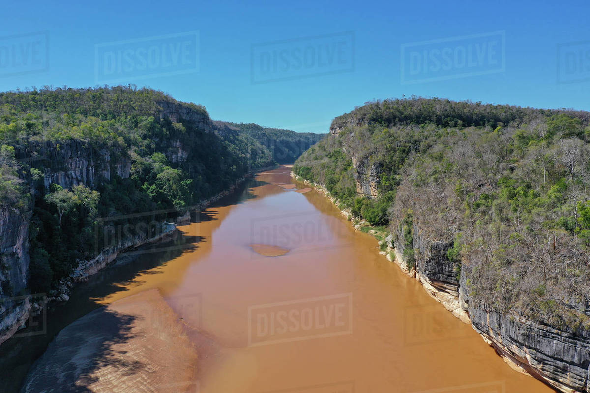 Manambolo River at Bekopaka, Parc National des Tsingy de Bemaraha ...
