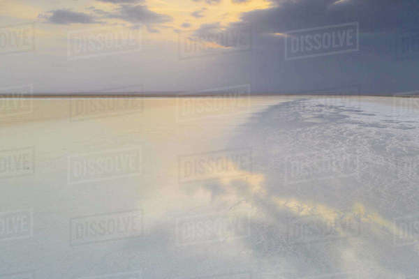 Lake Karum salt desert at sunset, Dallol, Danakil Depression, Afar ...