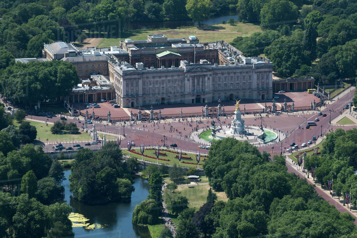 An aerial view of Buckingham Palace, London, England, United Kingdom ...