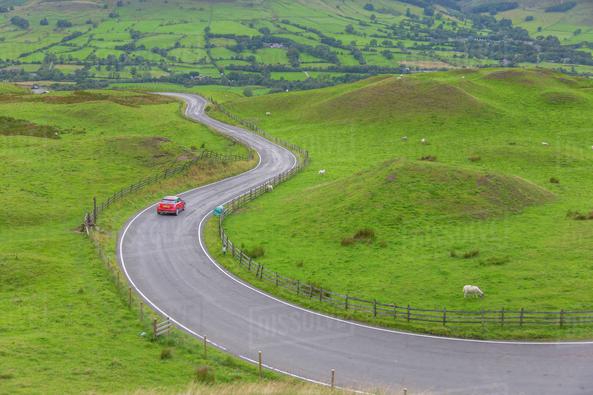 View of winding road toward Edale, Vale of Edale, Peak District ...