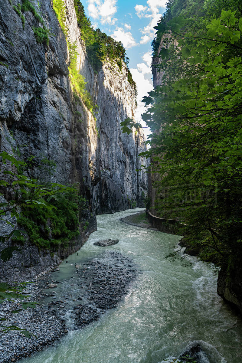 River Aare flowing through the Aare Gorge, Meiringen, Bernese Oberland ...