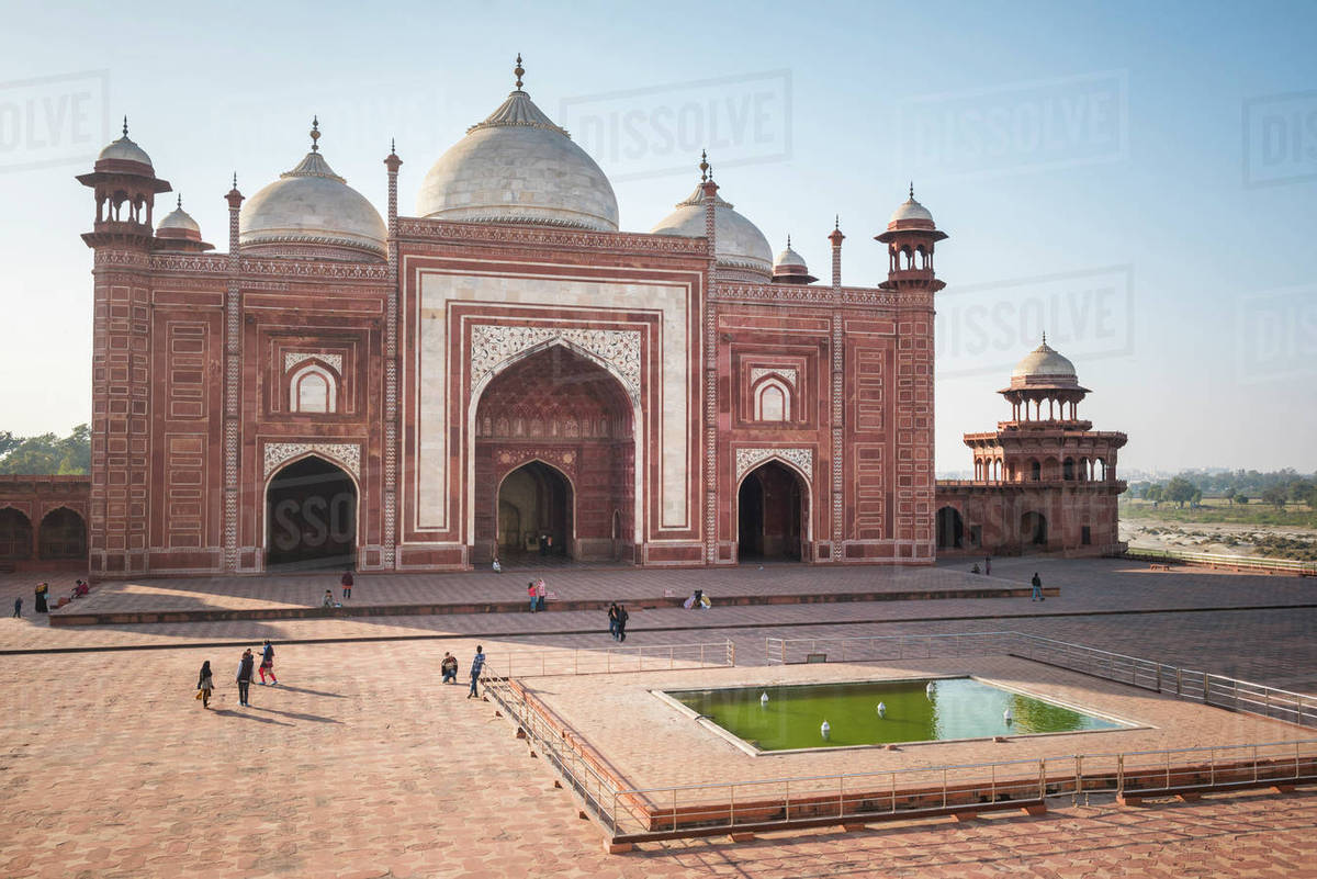Mosque in the Taj Mahal Complex, UNESCO World Heritage Site, Agra ...