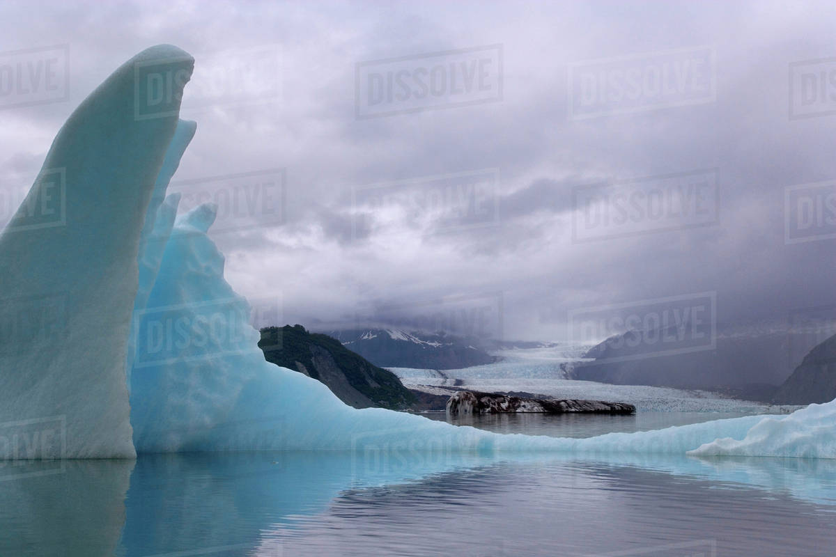 USA, Alaska, Alsek River Valley. Ice bergs float on Alsek Lake. - Stock ...