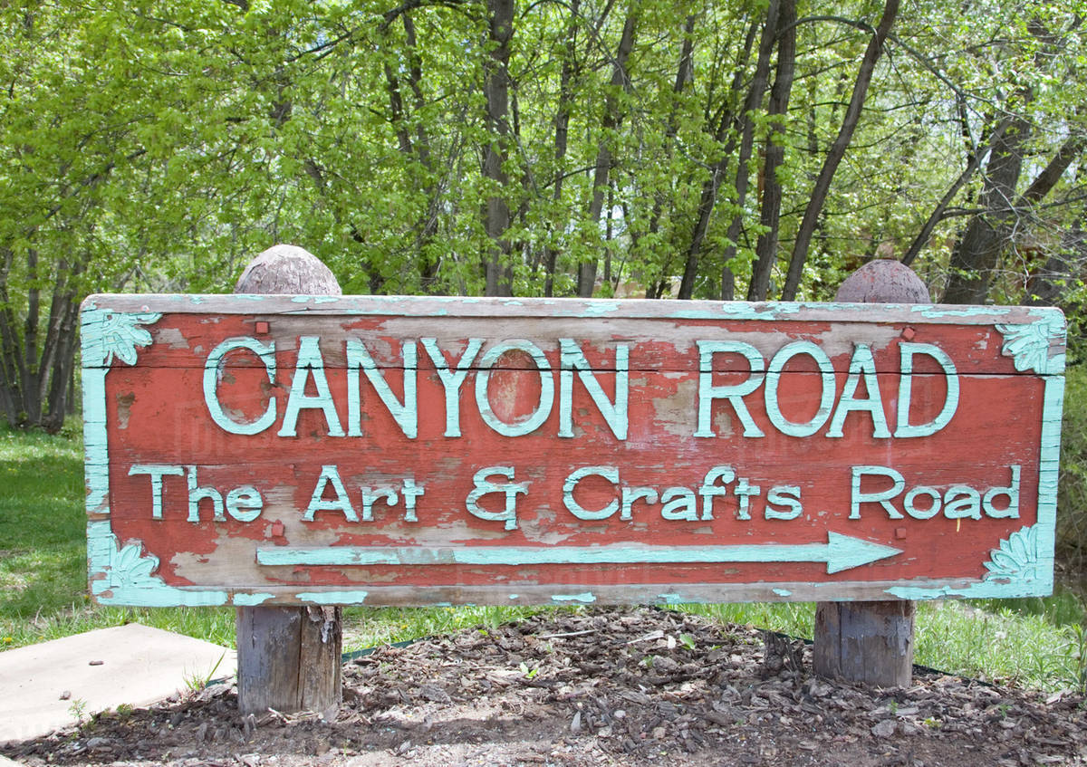 NM, New Mexico, Santa Fe, Canyon Road, legendary for its many art ...