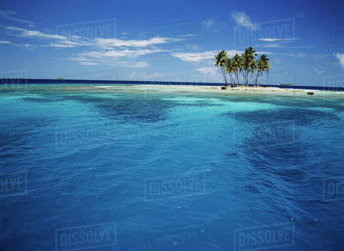 Micronesia, Tonowas, View of idyllic tropical Dublon Island - Royalty ...