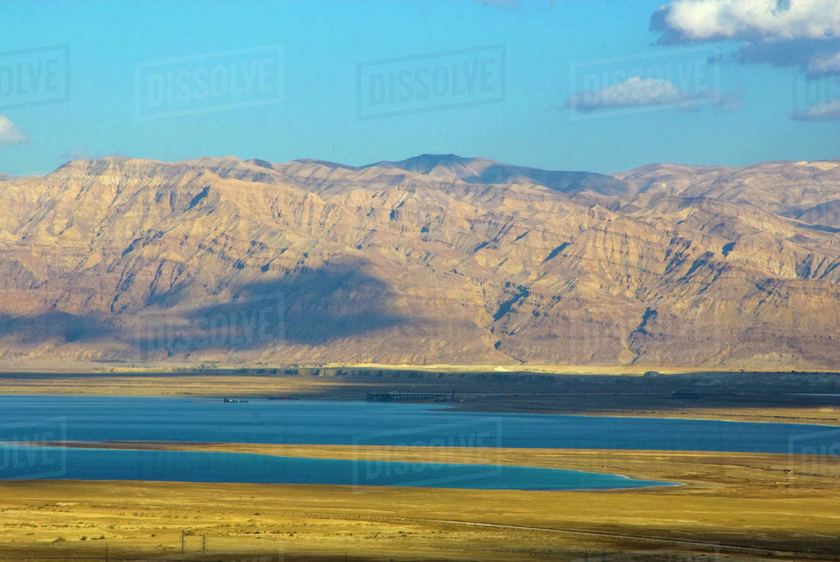 Israel, Negev, view of the Dead Sea, in the back the Jordan mountains ...