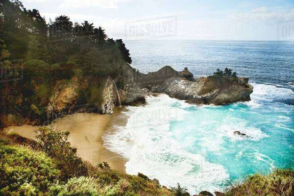 Bay and beach in California - Stock Photo - Dissolve
