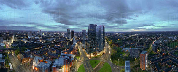 The Sunrises over Deansgate Square, a residential skyscraper cluster on ...