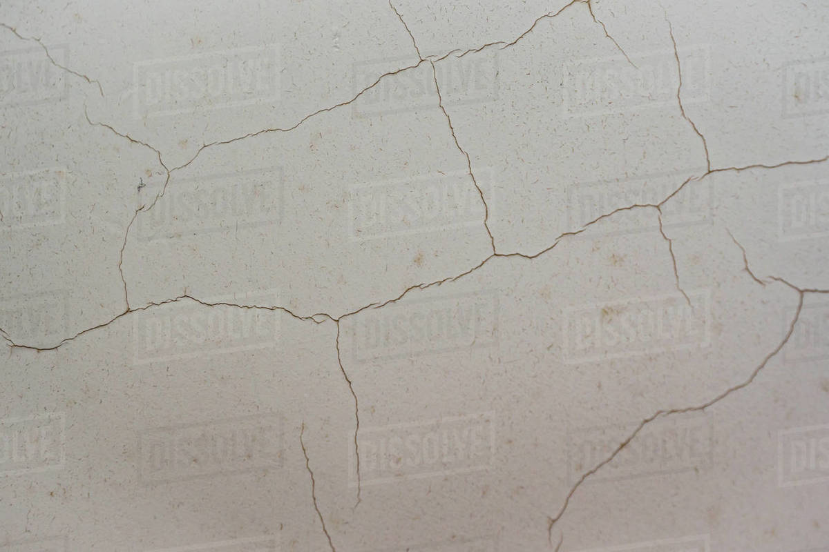 Old cracked plaster wall surface for background or texture - Stock ...