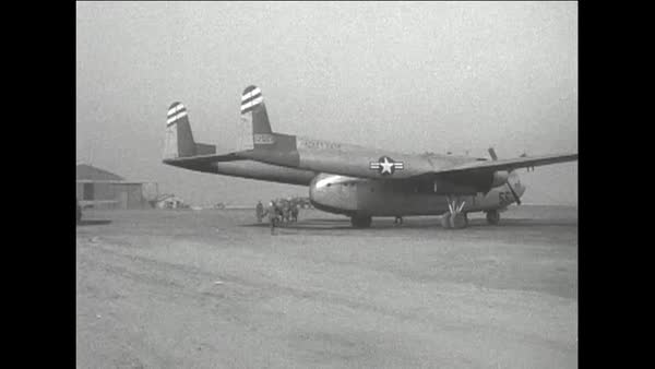 1953 - Soldiers get off a plane at an airbase during the Korean War ...