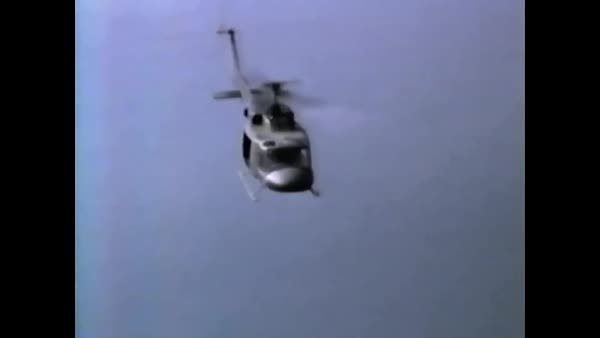 1988 - U.S. Air Force soldiers practice exit procedures for H1 and H3 ...