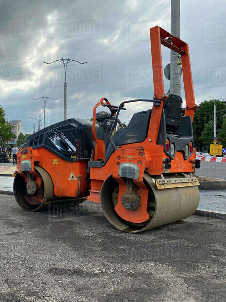 Orange powerful large new modern road roller for asphalt paving and ...