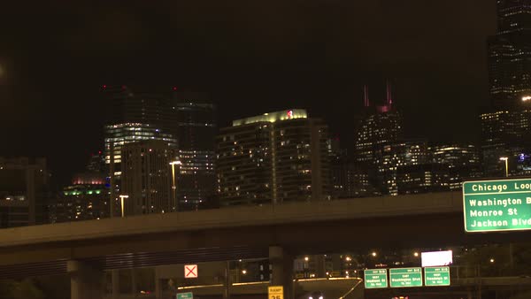 CHICAGO, UNITED STATES - 20 OCTOBER 2016: SLOW MOTION, FPV: Cars ...