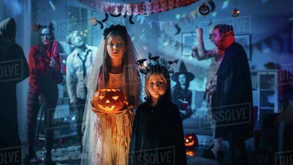 Halloween Costume Party:Portrait Girl in a Bloody White Bride Dress ...