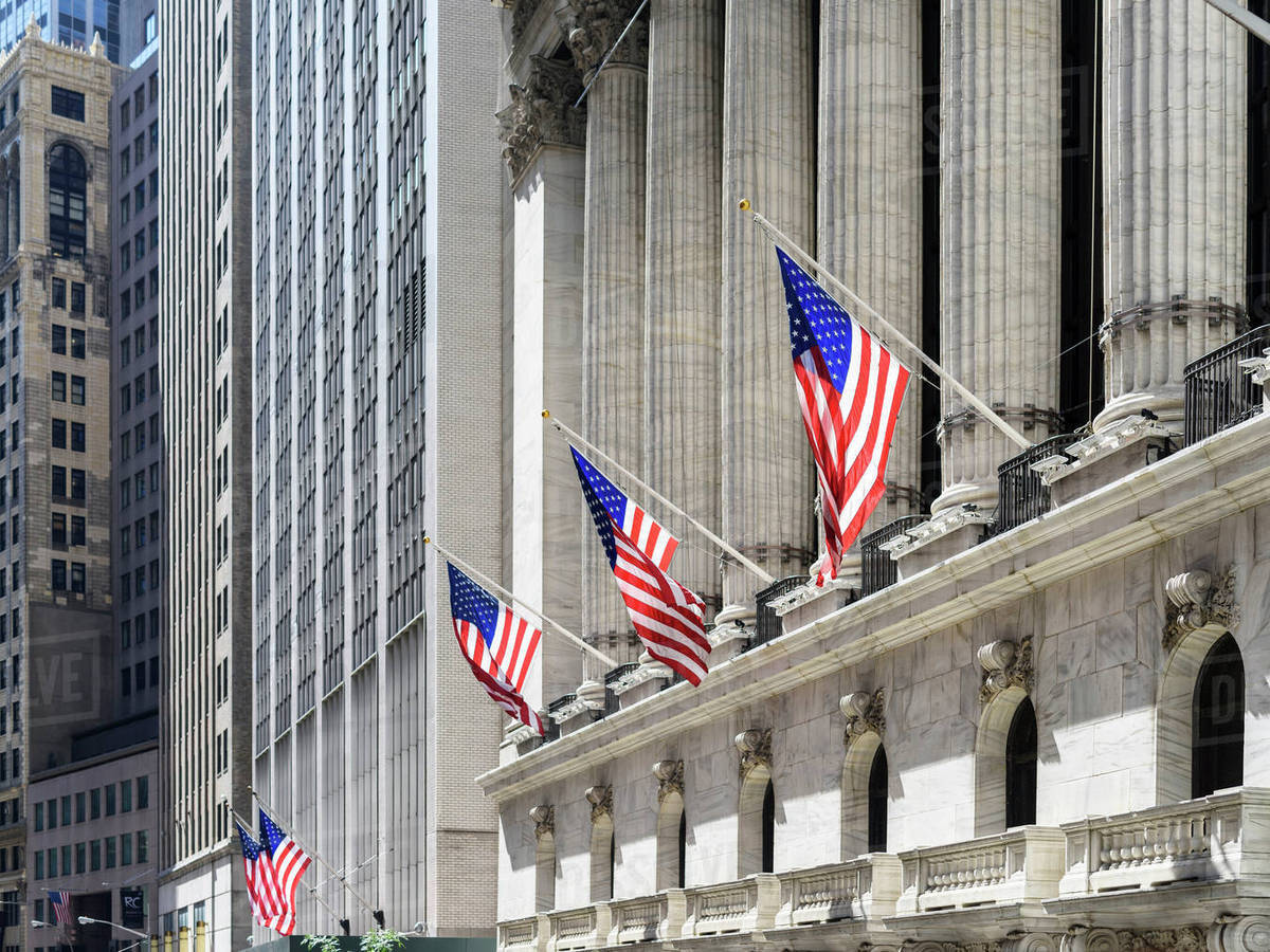 American flags on building - Royalty-free Stock Photo | Dissolve