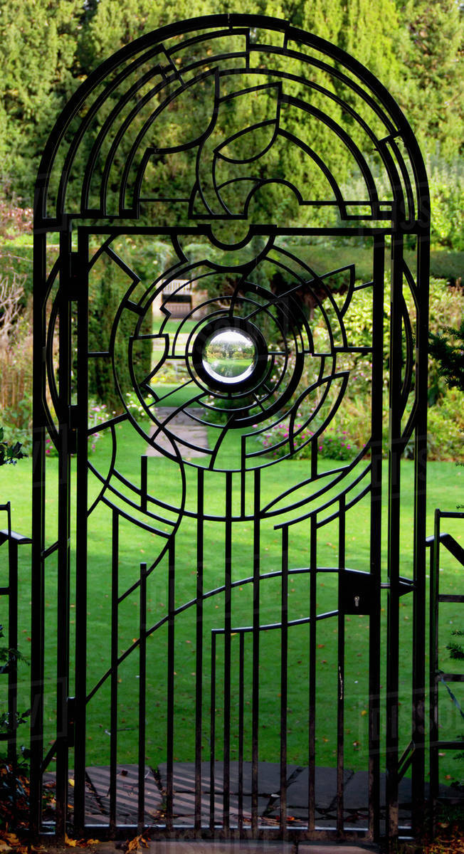 Gate To The Gardens At Clare College University Of Cambridge; Cambridge ...