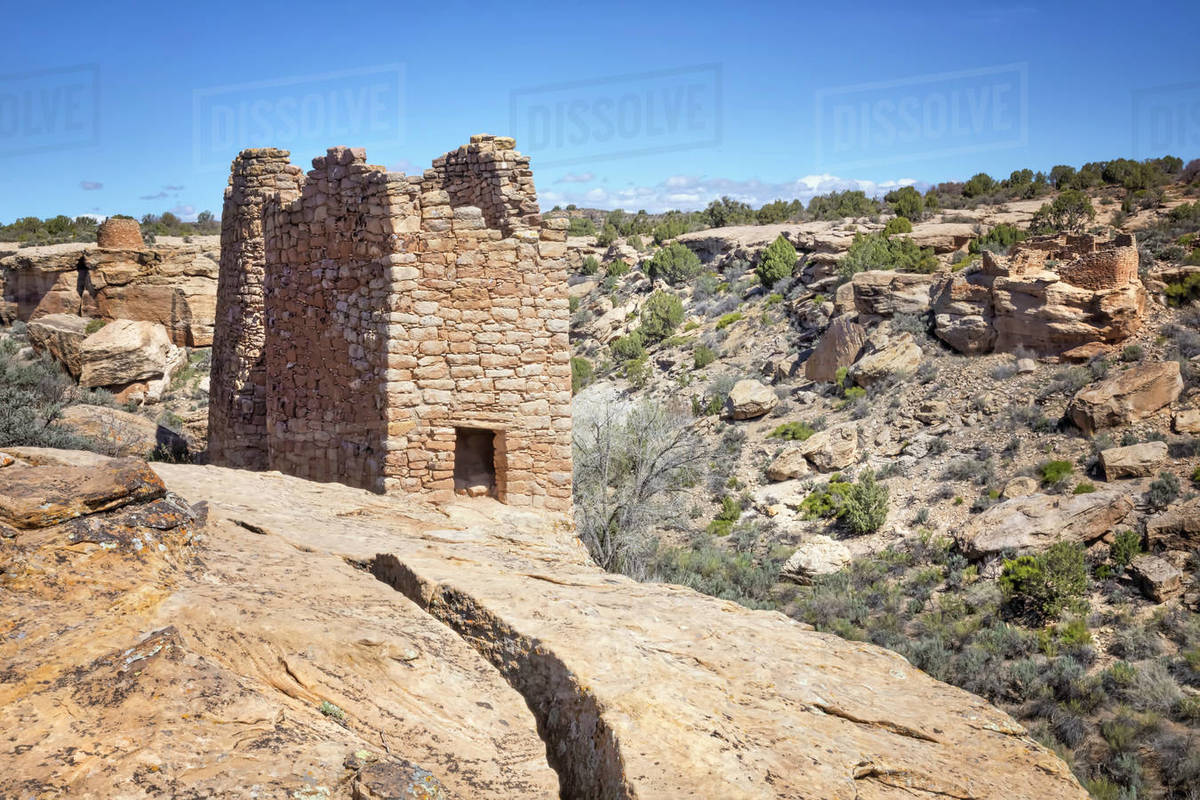 Ancestral Puebloan ruins of the Twin Towers of the Square Tower Group ...