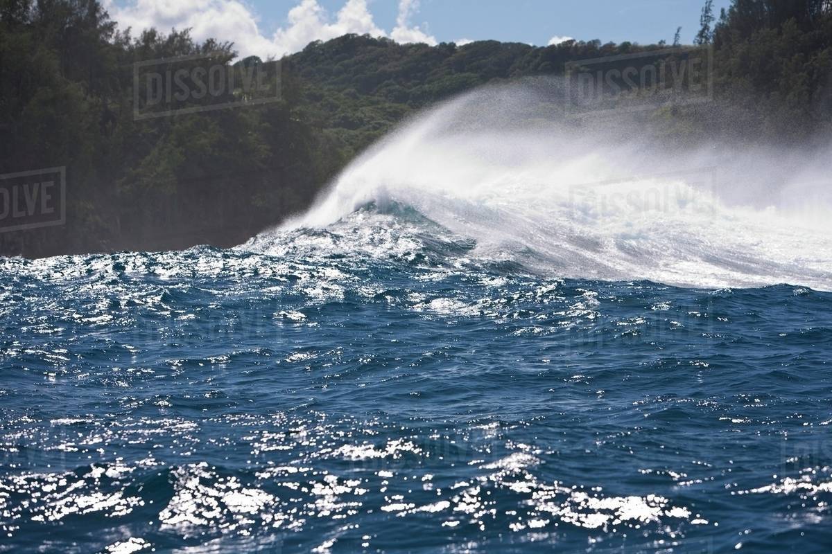 Giant Wave Breaks Near Jaws, Maui North Shore, Hawaii, Usa - Stock ...