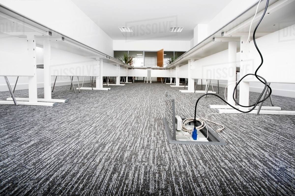 Empty presentation room with cables - Royalty-free Stock Photo | Dissolve