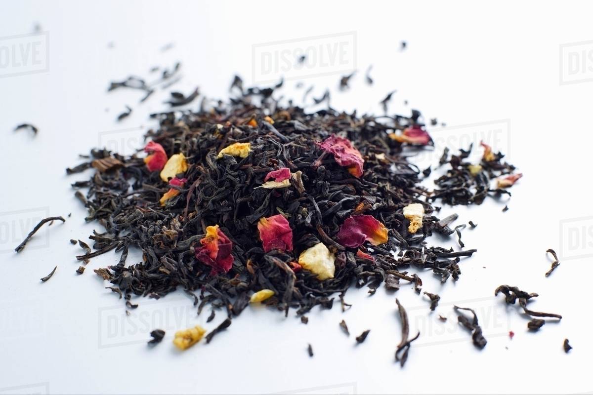 Close up of pile of tea leaves - Royalty-free Stock Photo | Dissolve