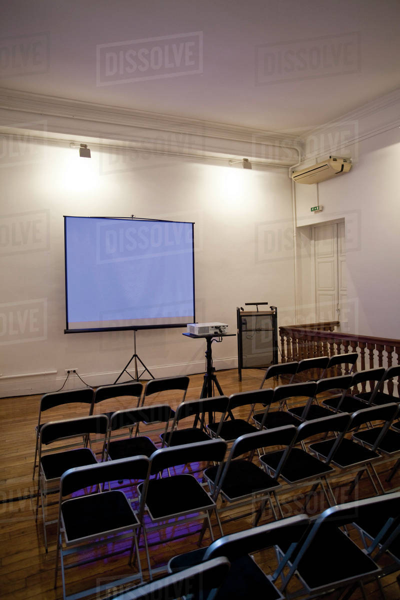 Empty conference room - Royalty-free Stock Photo | Dissolve