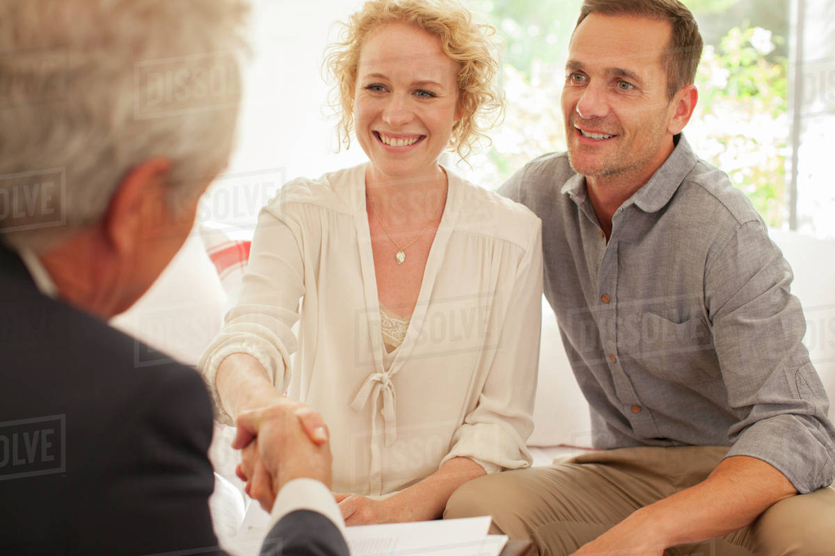 Businessman meeting clients - Stock Photo - Dissolve